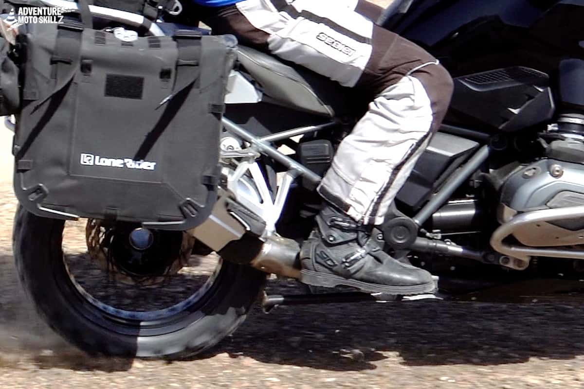 Foot Position for ADV Motorcycles Off-Road: A Detailed Guide ...